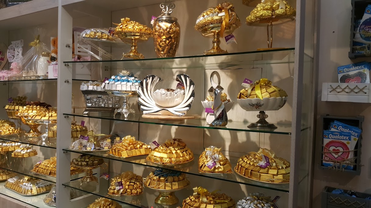 Choco Ward Al Dar Flowers & Chocolates - Chocolates and Confectionery ...